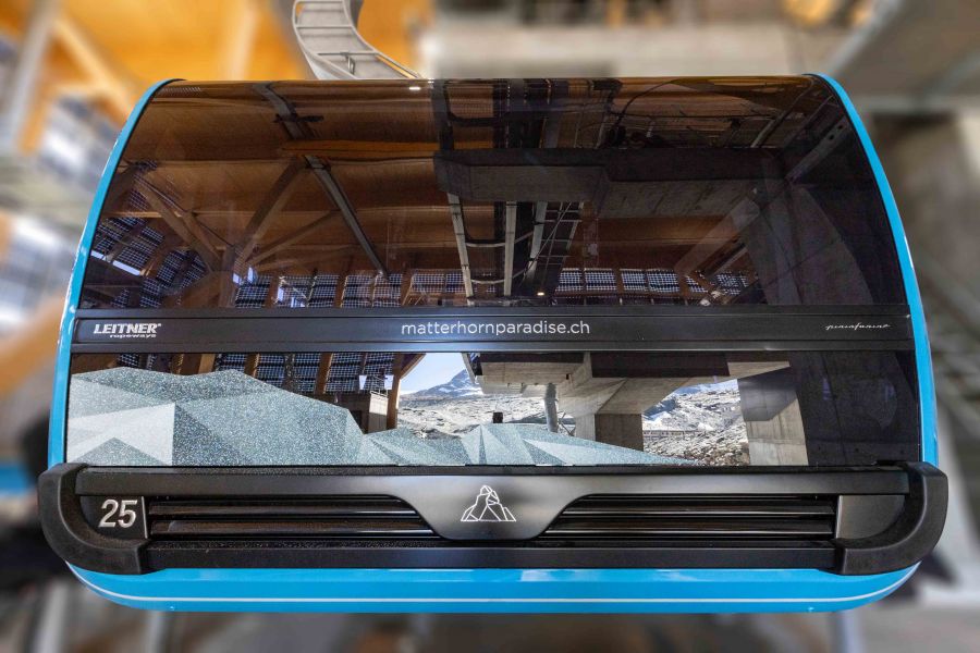 Zermatt: «Crystal ride»-Kabinen für höchste Dreiseilumlaufbahn der Welt